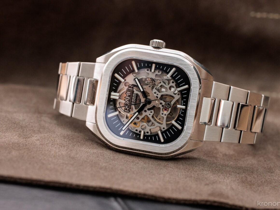 Jaeger-LeCoultre Master Ultra Thin Moon Enamel - bemutató - Kronometer